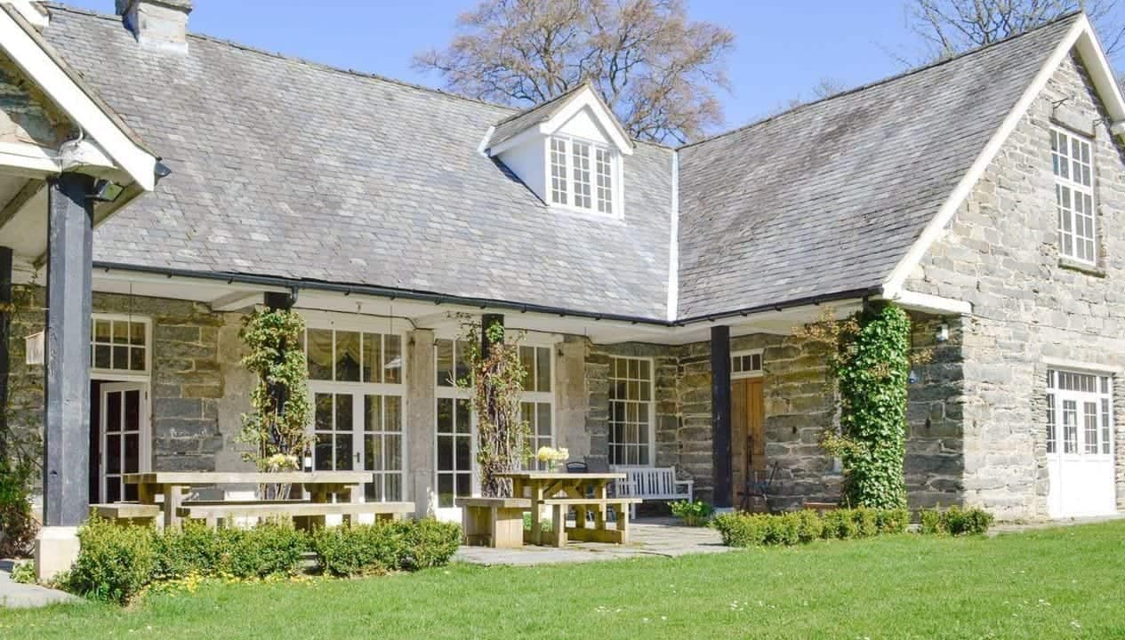 Crogen Estate, Denbighshire | Landed Houses