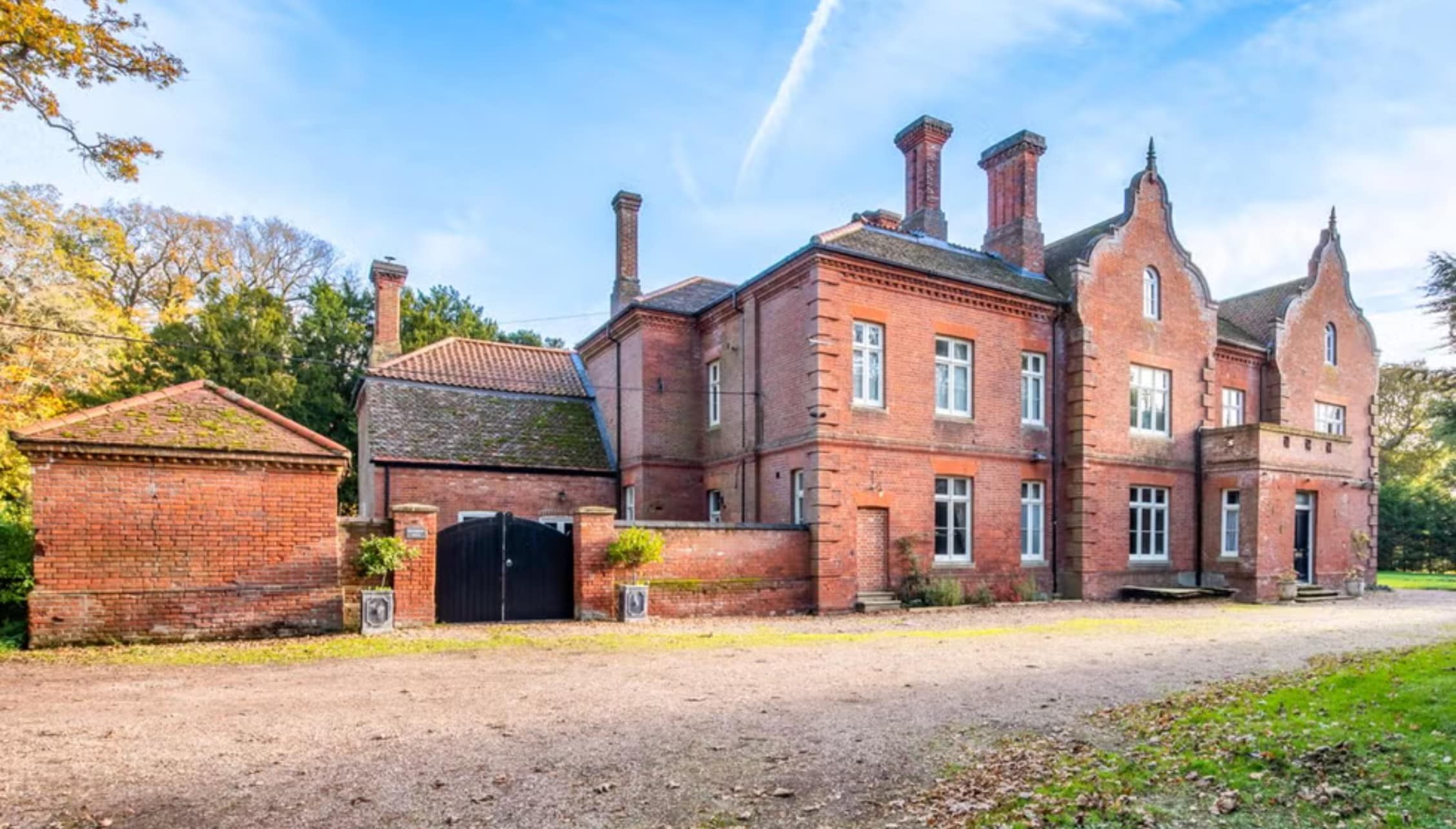 Bessingham Manor, Norfolk | Landed Houses