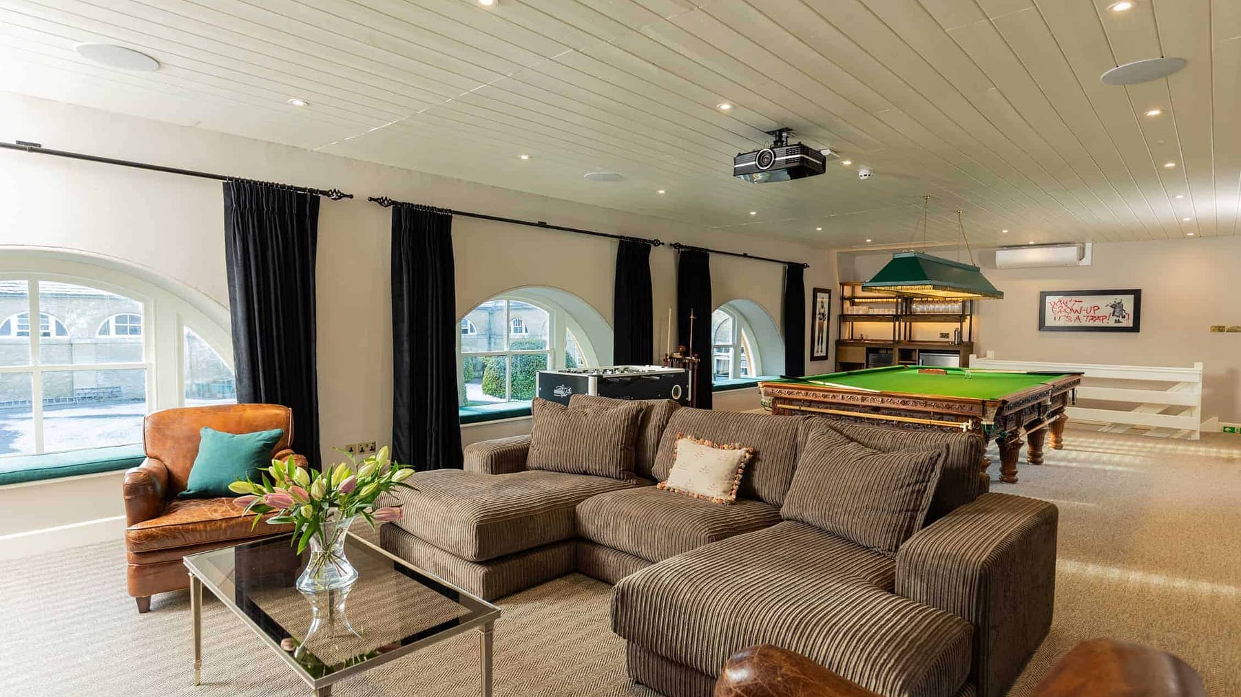 Mansions to Rent UK, Mansion Party Hire | Landed Houses