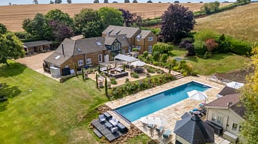 New Year Party Houses | Celebrate NYE in Style